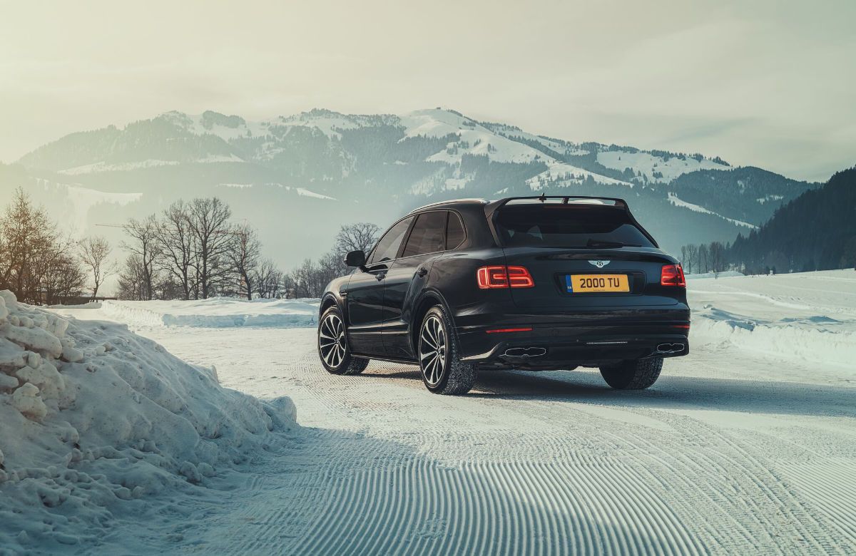 Bentley Bentayga Review: How Good Is Bentley’s First SUV? - Motorborne