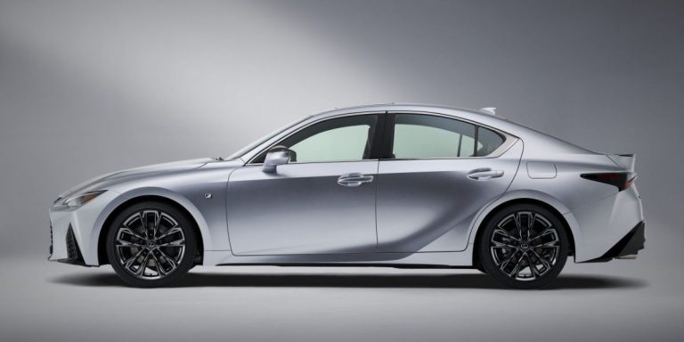 Lexus IS vs ES: Sportiness vs Comfort - Motorborne