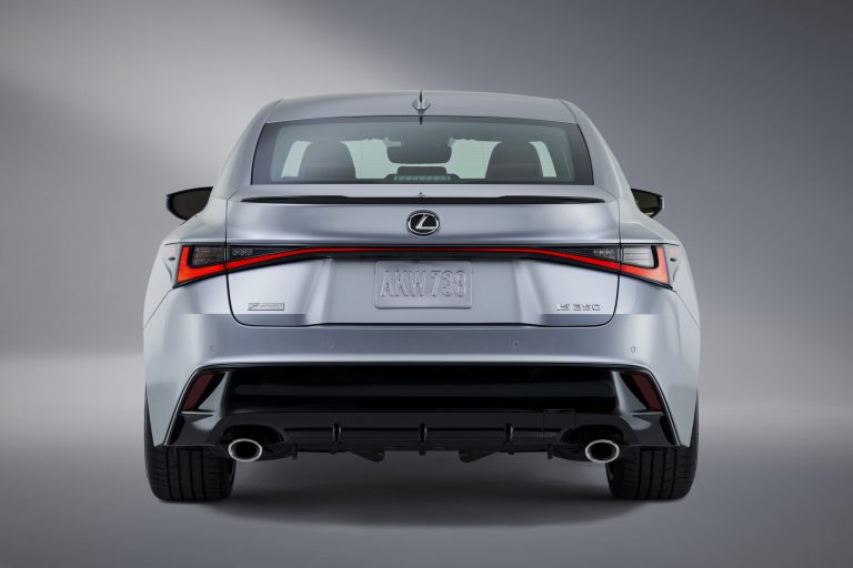 Lexus IS vs ES: Sportiness vs Comfort - Motorborne